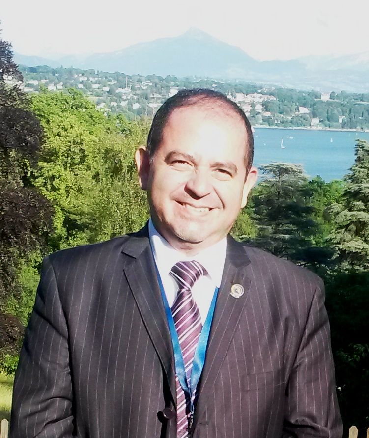 Entrevista del mes: Rodney Martínez Güingla