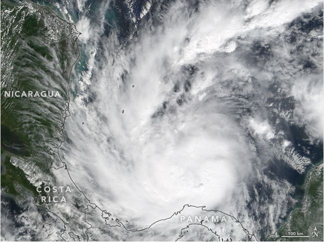 El raro huracán Otto marca un récord