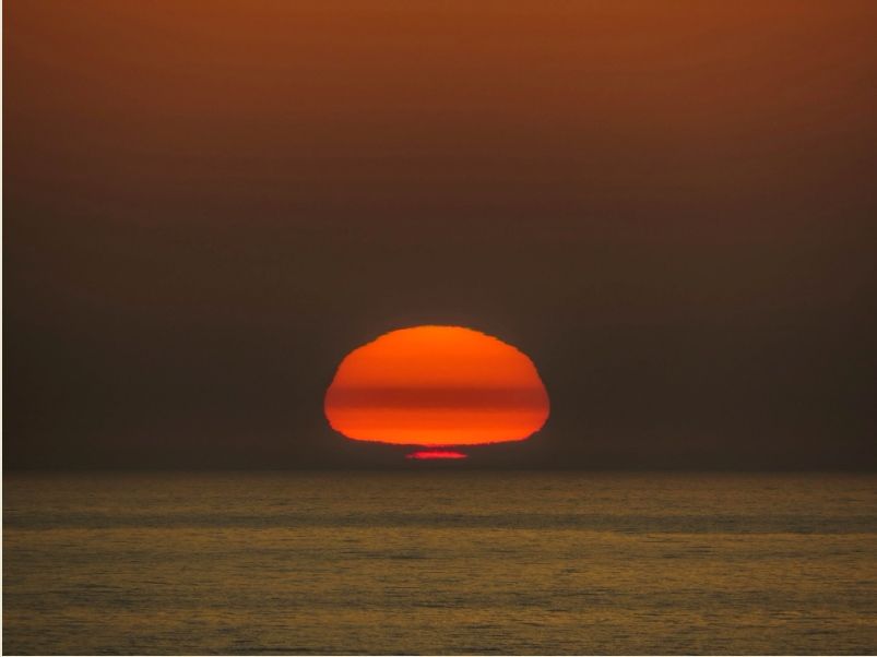 ¿Es el Sol redondo y verde?