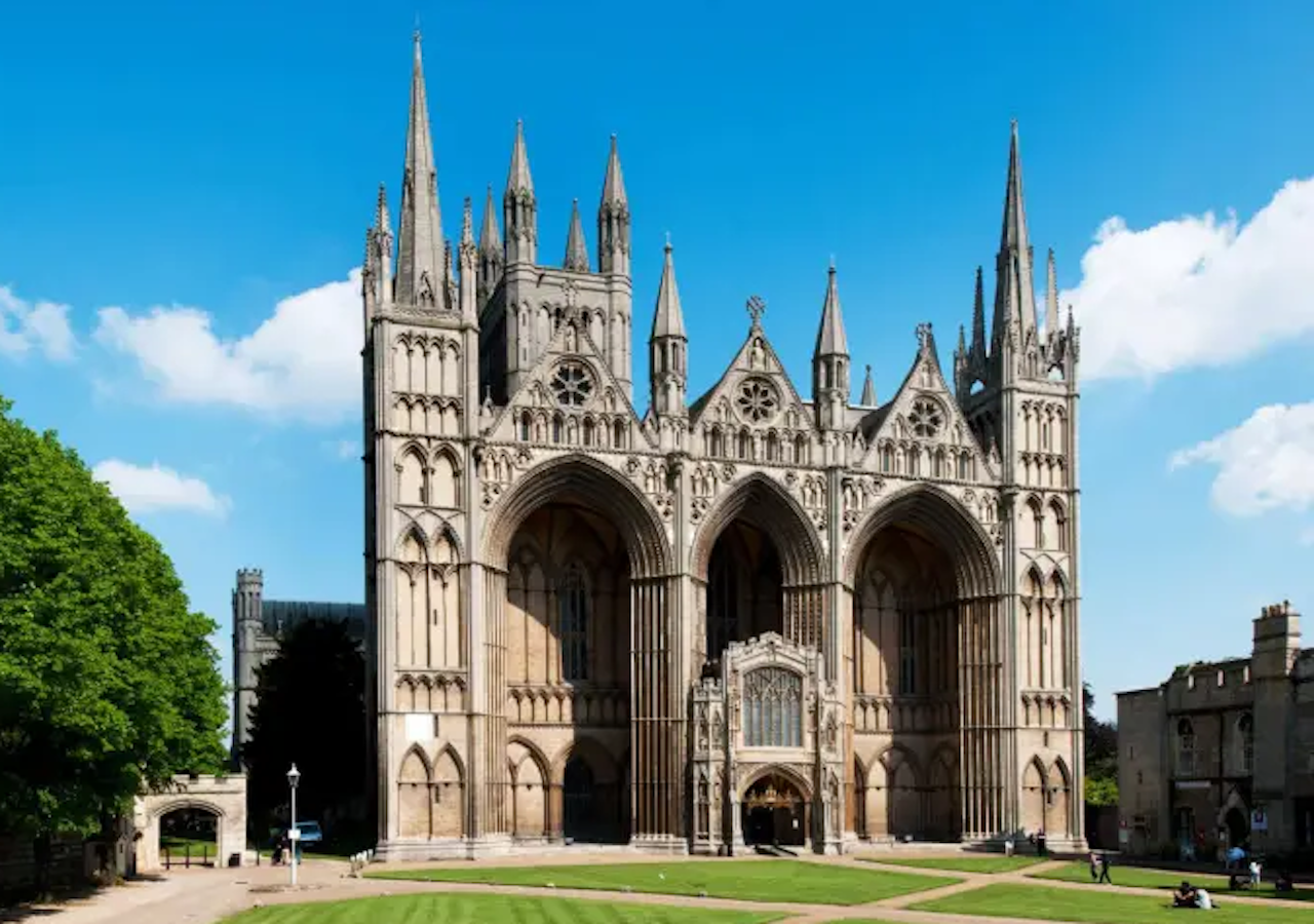 Amazing ancient cathedrals to visit in England: From Anglosaxon to gothic
