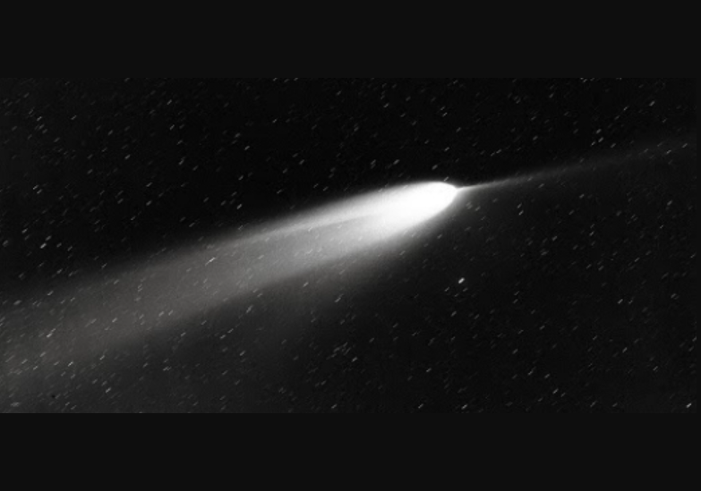 La sorprendente anticola del cometa verde que se aproxima a la Tierra