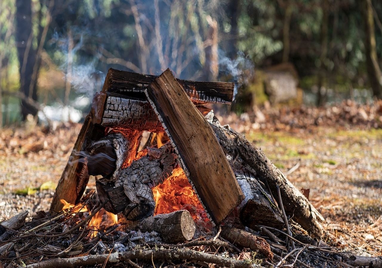 Britain's ancient fire-makers: evidence shows that early humans lit ...