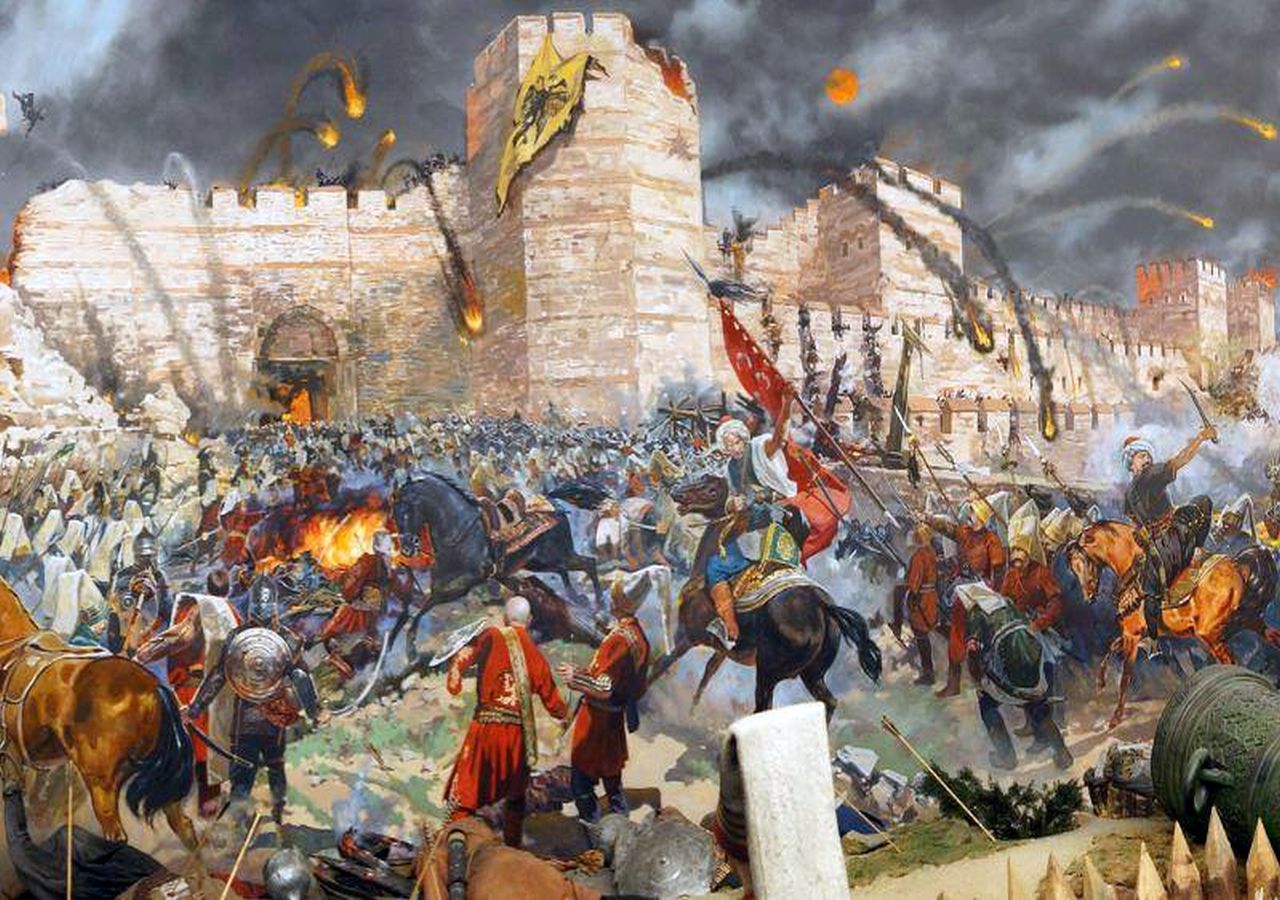 La caída de Constantinopla en 1453 ante Mehmed II y los otomanos coincidió con una de las ...