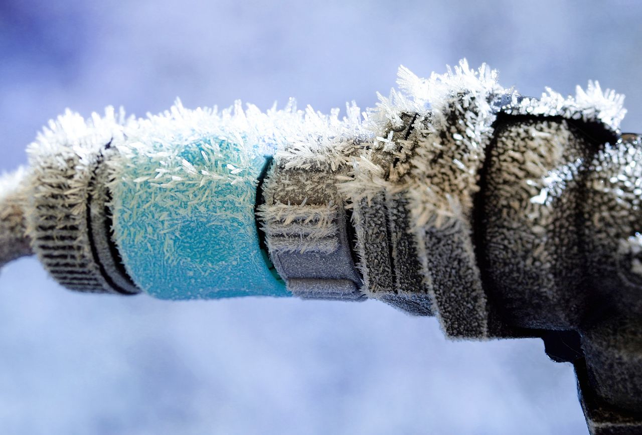 Cold Snaps in Florida: Don’t Let One Freeze Your Pipes—Here’s How to ...