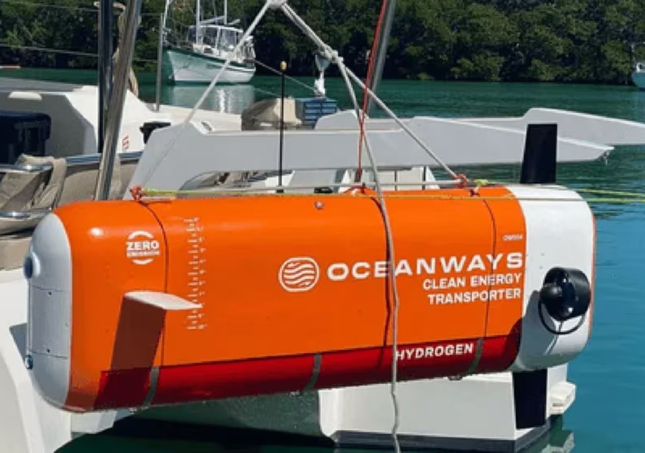 Cómo Es El Primer Submarino Para Limpiar El Microplástico De Los Océanos