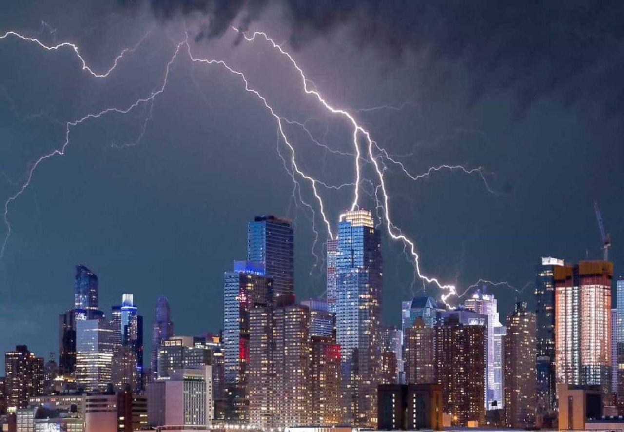 How to protect your electronic devices during storms without unplugging ...