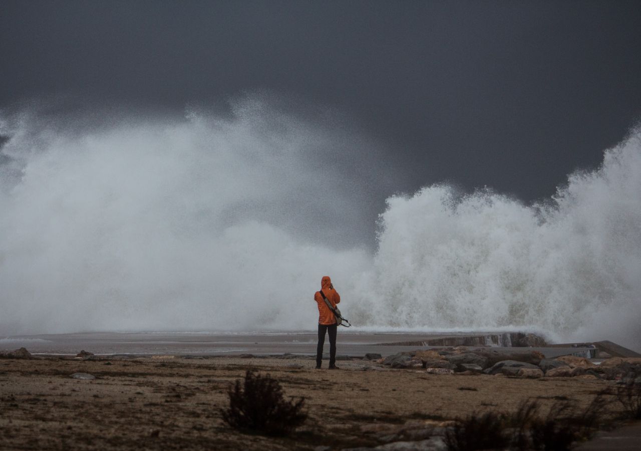 Depressão Barra provocará semana de temporal em Portugal continental