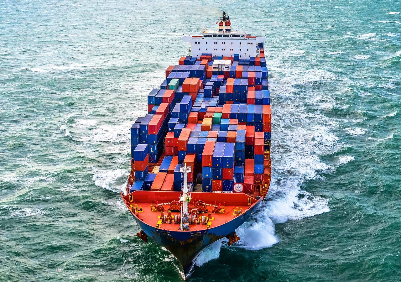 El Comercio Internacional Podría Paralizarse Por Un Barco Encallado