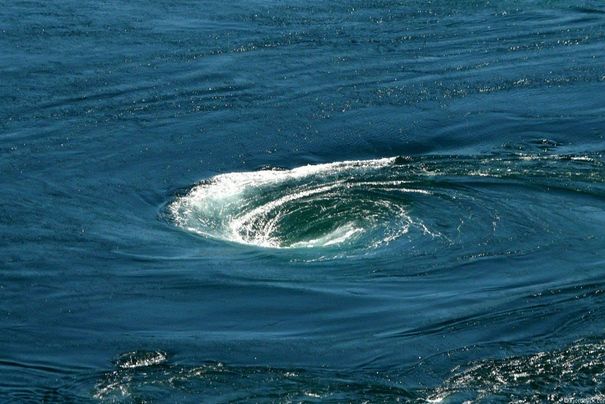 El Maelstrom, un remolino marino de “aguas tomar”