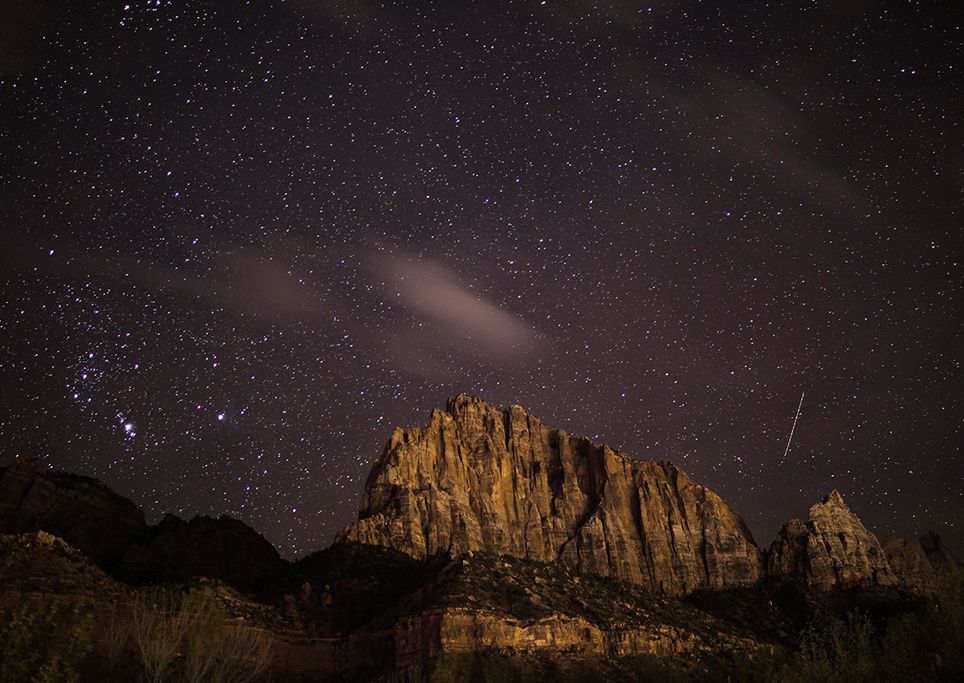 El misterioso sol que aparece en medio de la noche