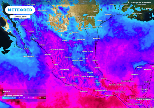 Frutas y verduras de temporada en Agosto en México: de las granadas al huitlacoche