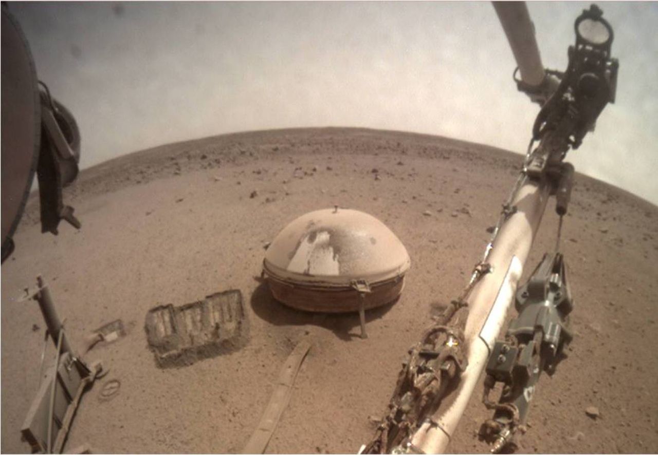 Seismic Evidence of Liquid Water Found Underground on Mars