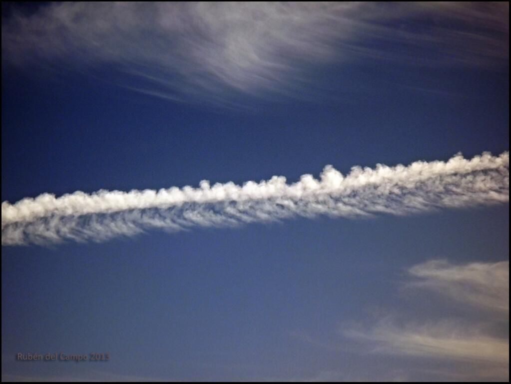 Estala de avión en transformación