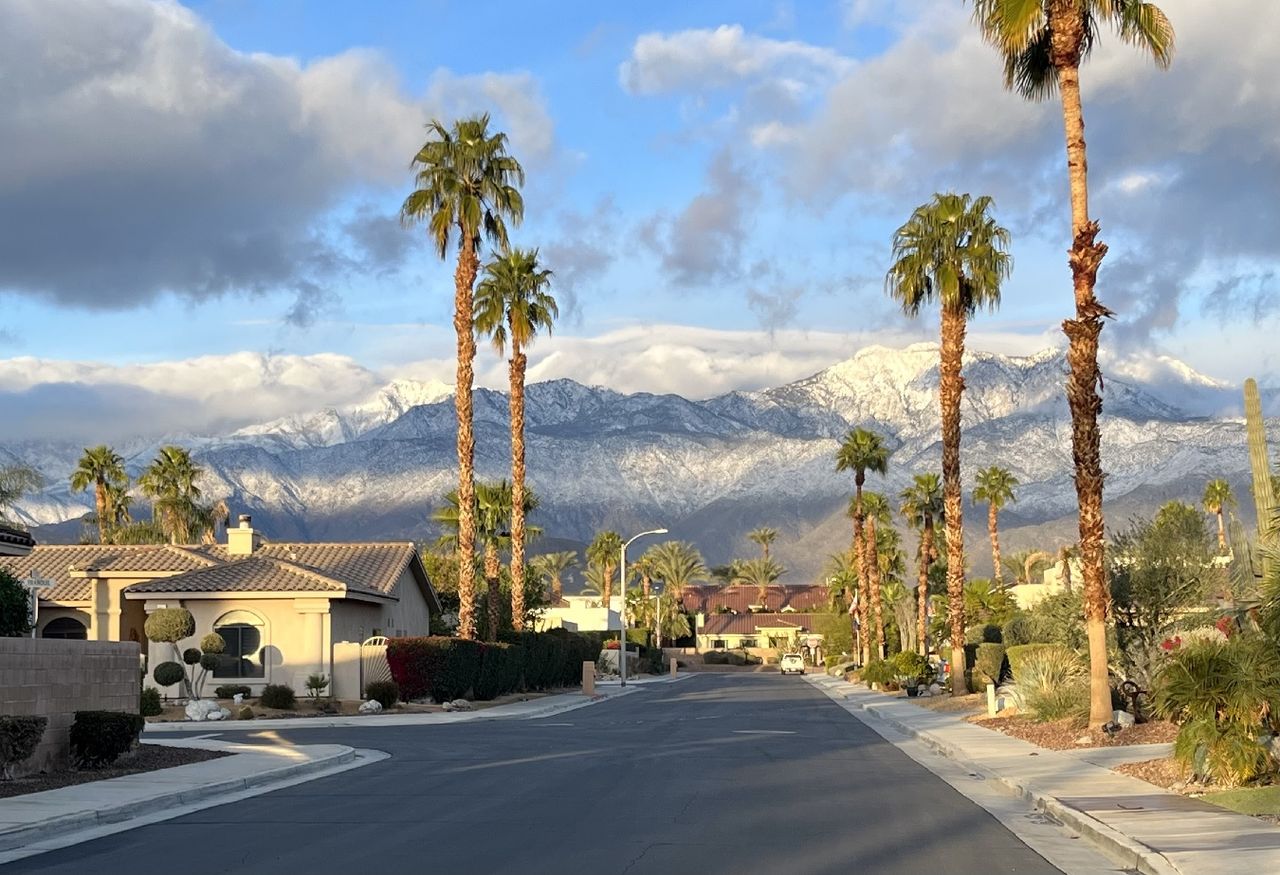 Nieve Ventiscas Y Hielo Golpea Categóricamente La Región Oeste De Ee Uu