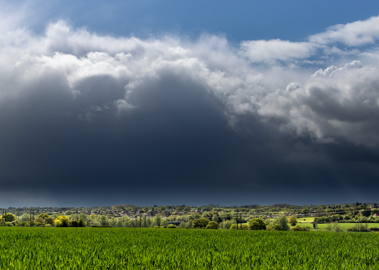UK weather map shows heavy rain with cooler wind in the North: Is this ...