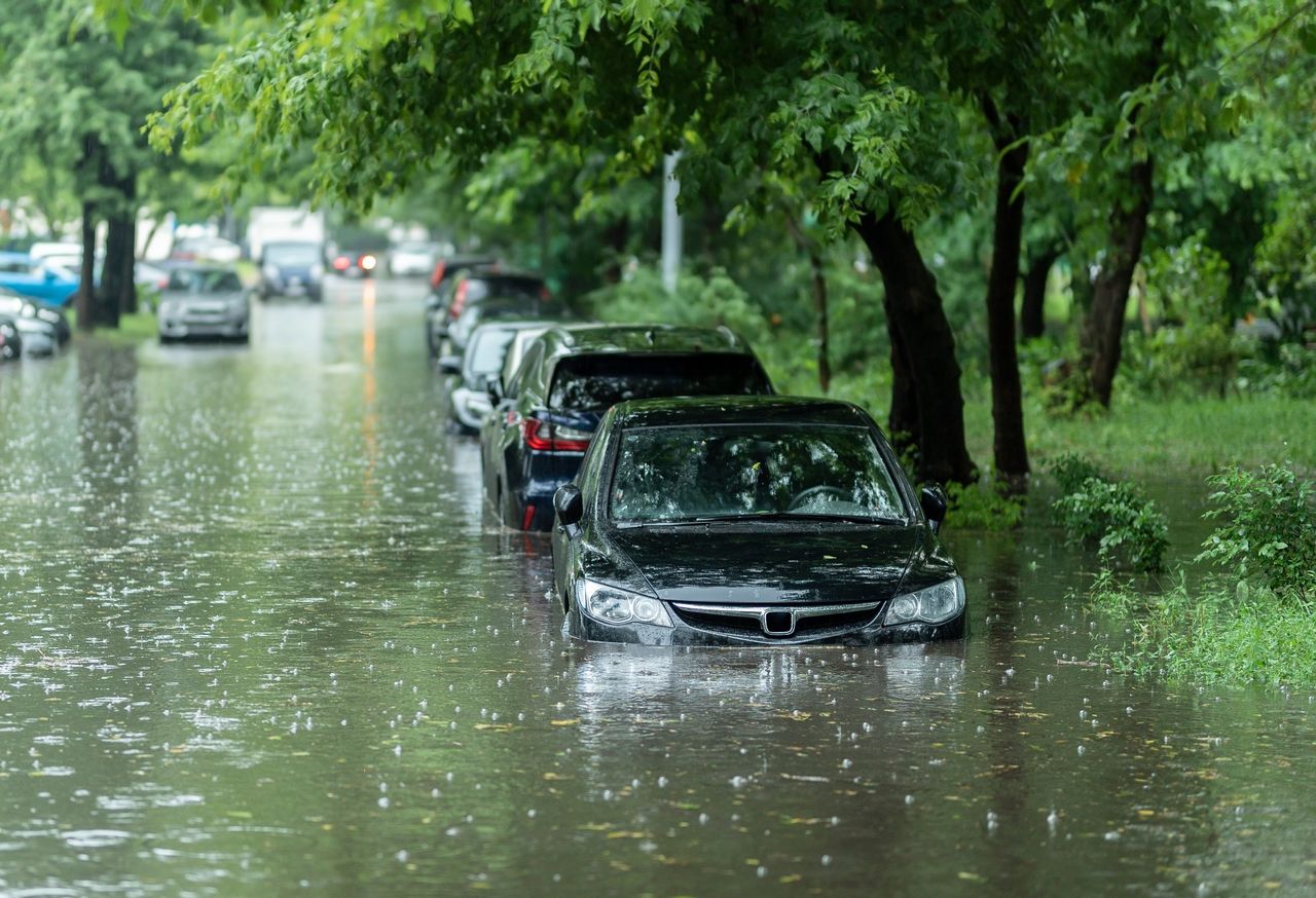 Historic Flooding Grips Chattanooga: 3 Dead, Roads Submerged, More ...