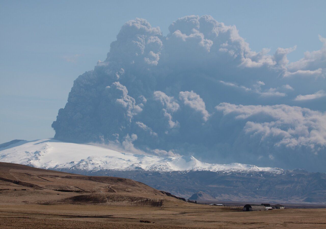 State Of Emergency In Iceland As Evacuations Ordered Due To Possible