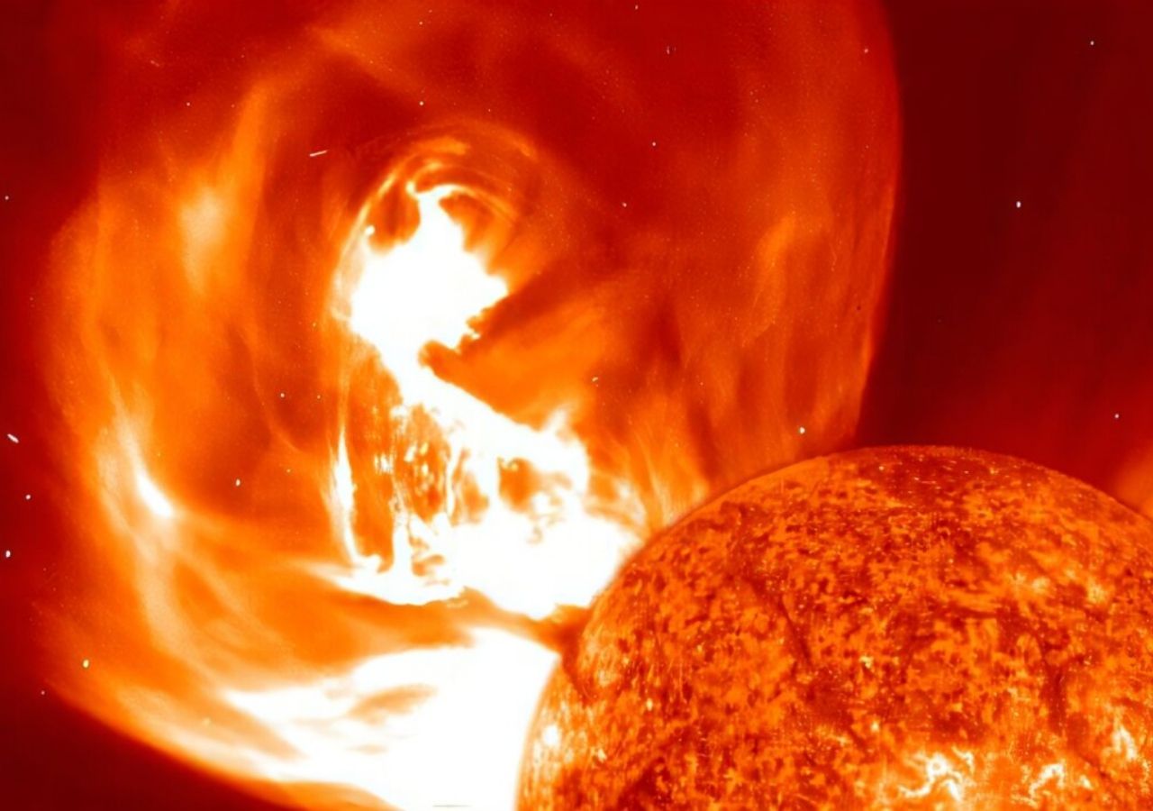 La IA crea un mapa 3D del campo magnético del Sol y logra anticipar ...