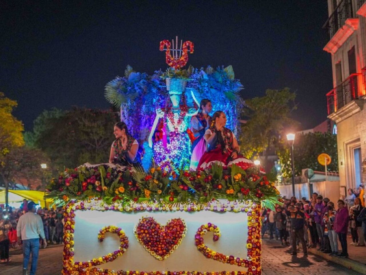 La Noche de Rábanos de Oaxaca: la fiesta más surrealista de la Navidad ...