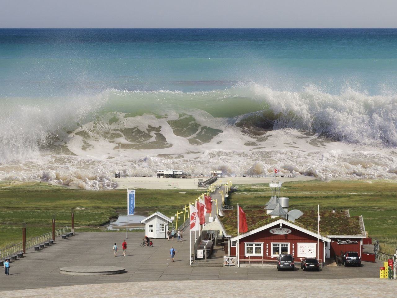 Ola De Tsunami Congelada 10 Curiosidades Sobre Los Océanos