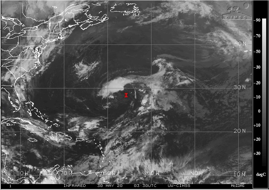 Los meteorólogos pendientes del Invest 92L en el Atlántico ¿Por qué?