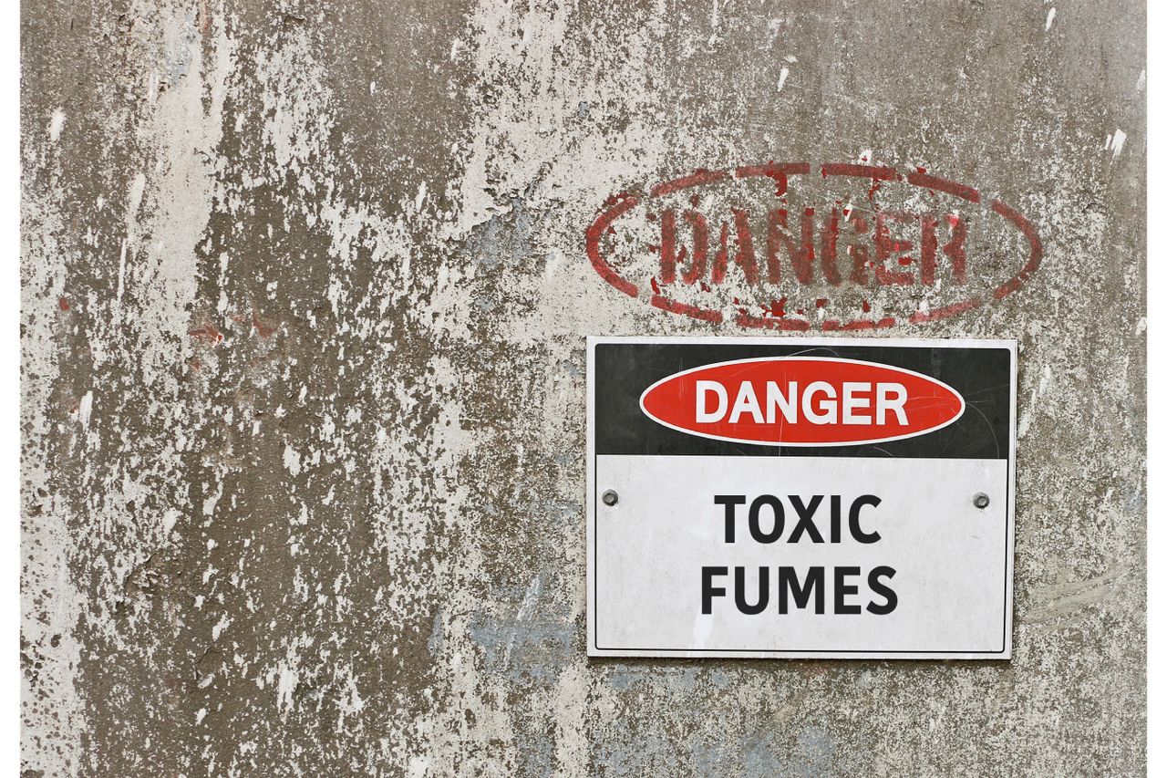 Massive chemical fire sends thousands evacuating from the scene in ...