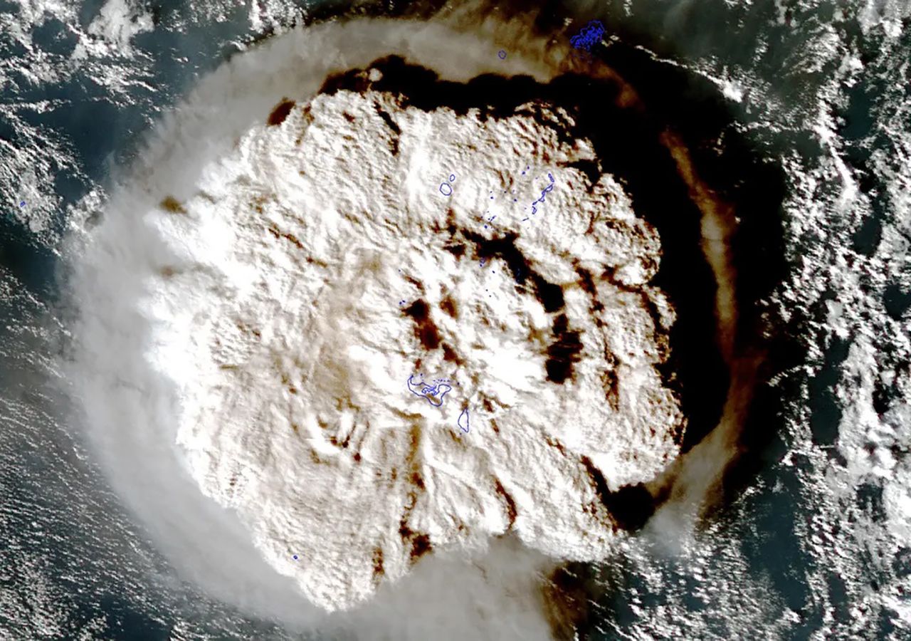 ¿Está la superexplosión del volcán de Tonga tras estos récords por ...
