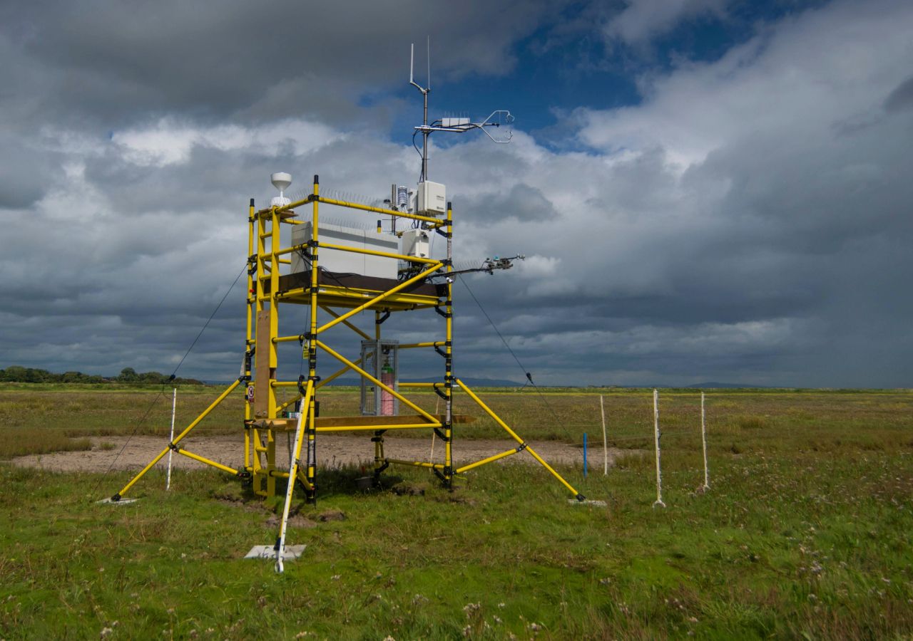 New solar-powered carbon flux tower in Lancashire shows that 'mud matters'