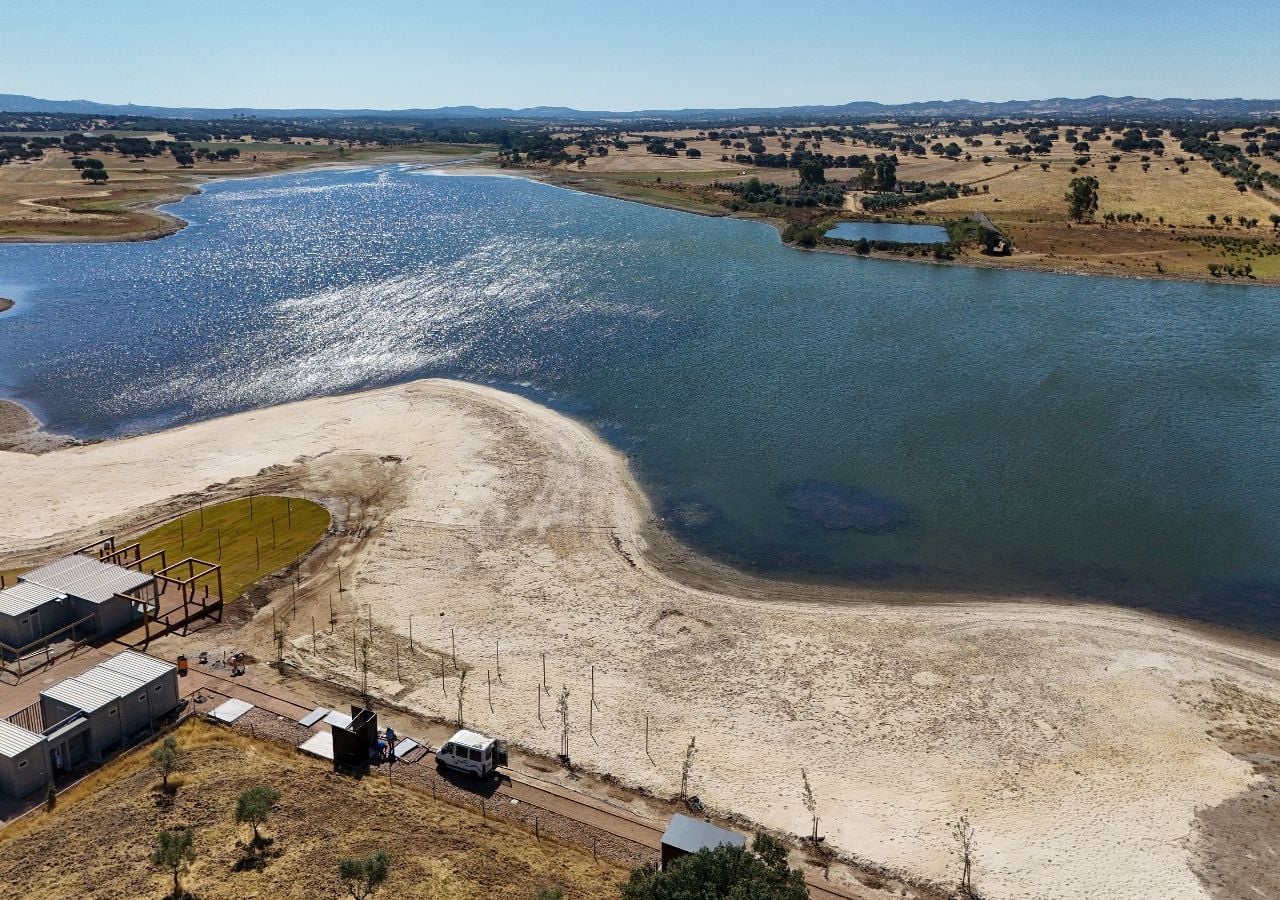 O calor não dá tréguas? Esta nova praia fluvial promete ser a sua salvação
