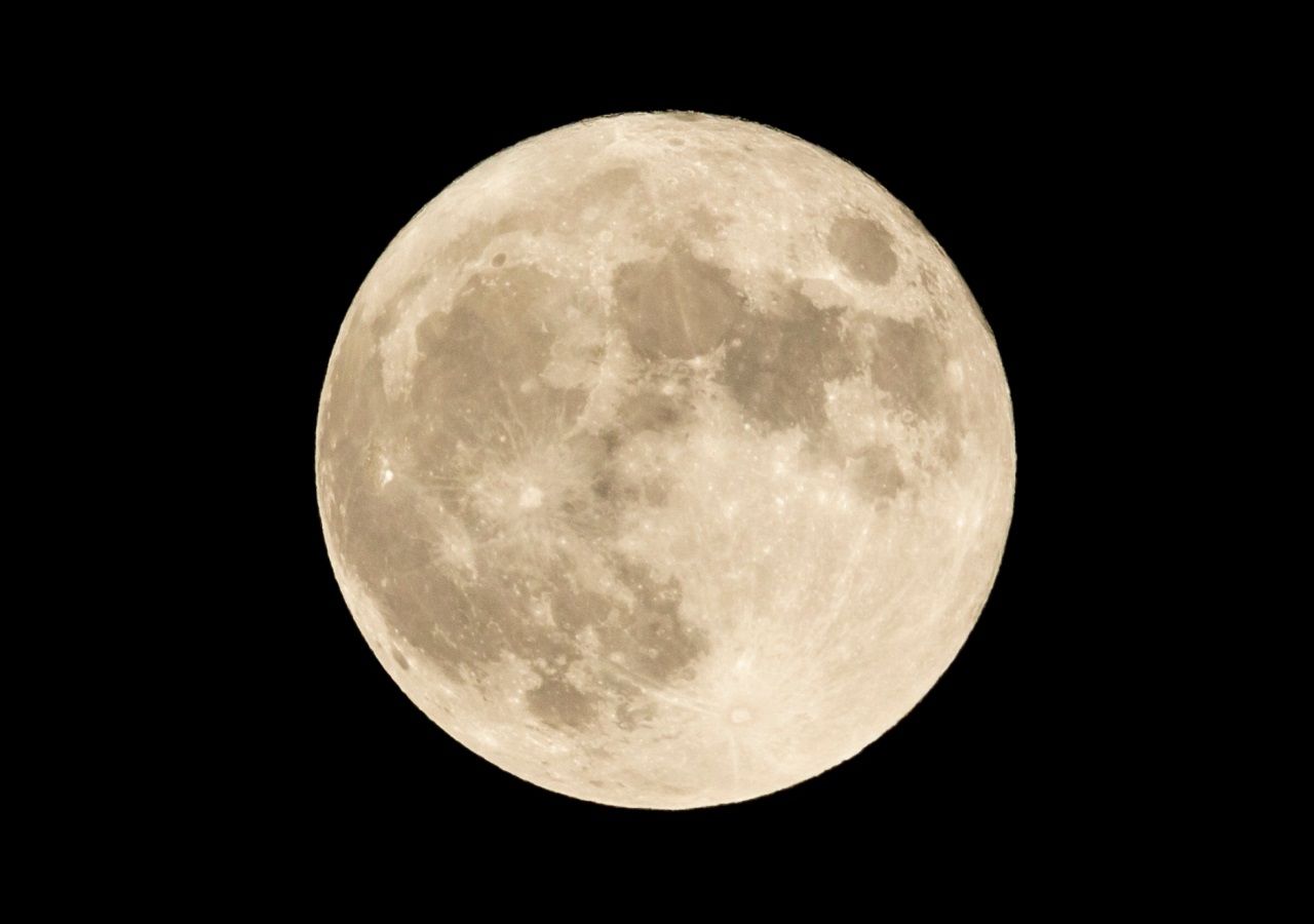 Primer eclipse lunar del 2024: ¿dónde y cuándo verlo desde Chile?