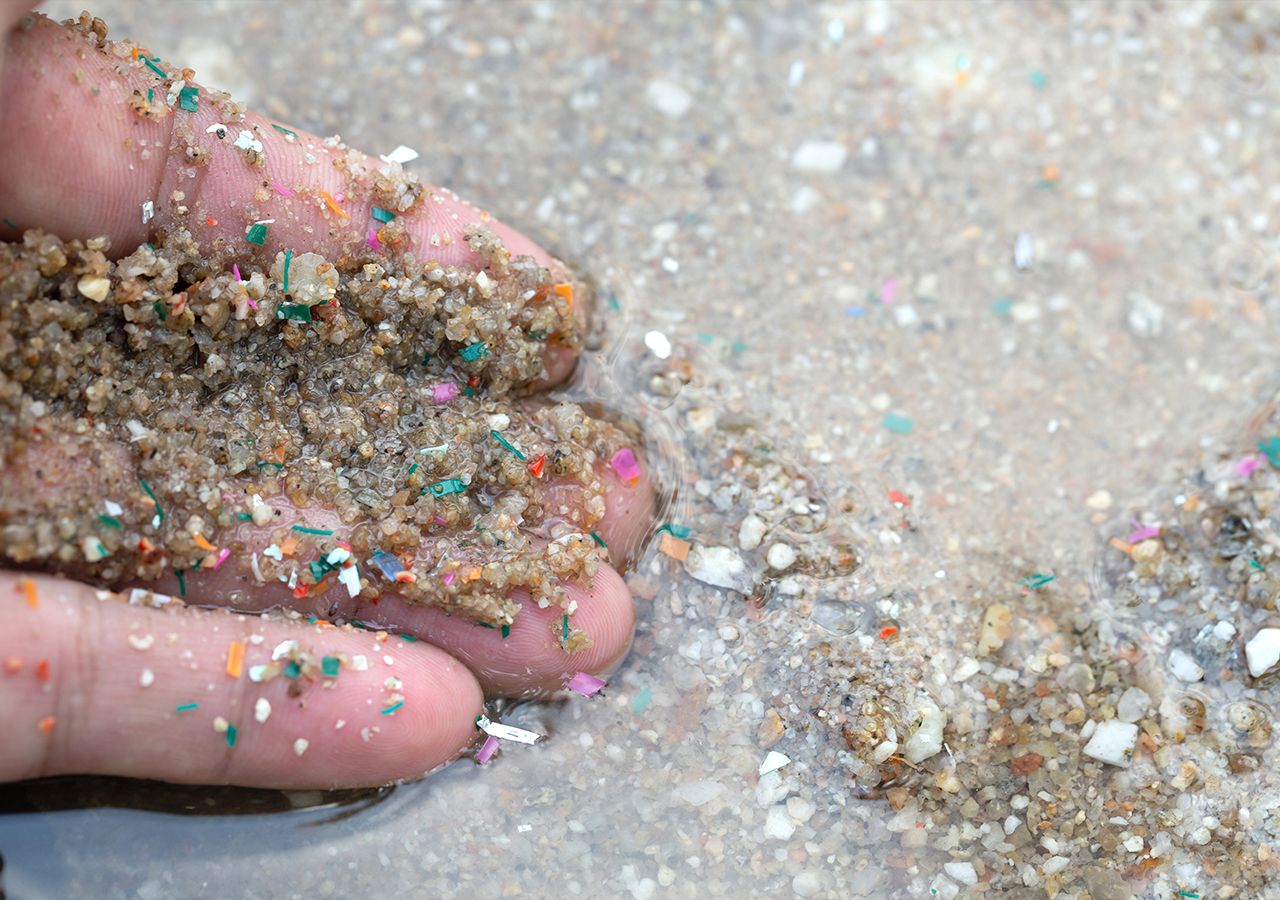 Risk of airborne microplastic from sewage spills and coastal winds ...