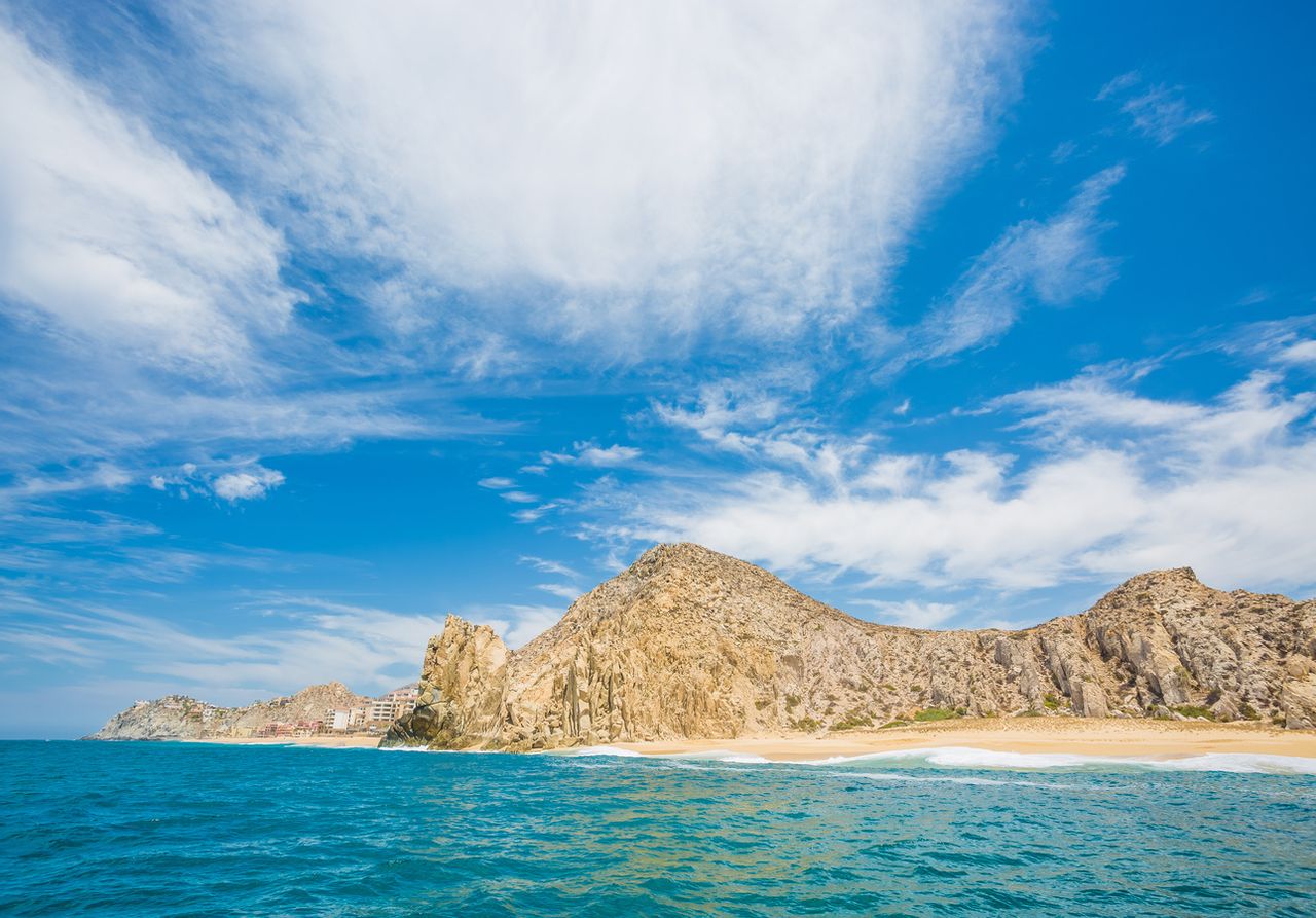 Unos científicos rusos lo confirman: ha aparecido una nueva isla en el Mar Caspio por primera ...