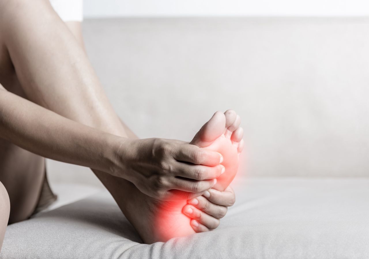 O que é a síndrome de Haglund? Podólogos falam sobre essa lesão ...