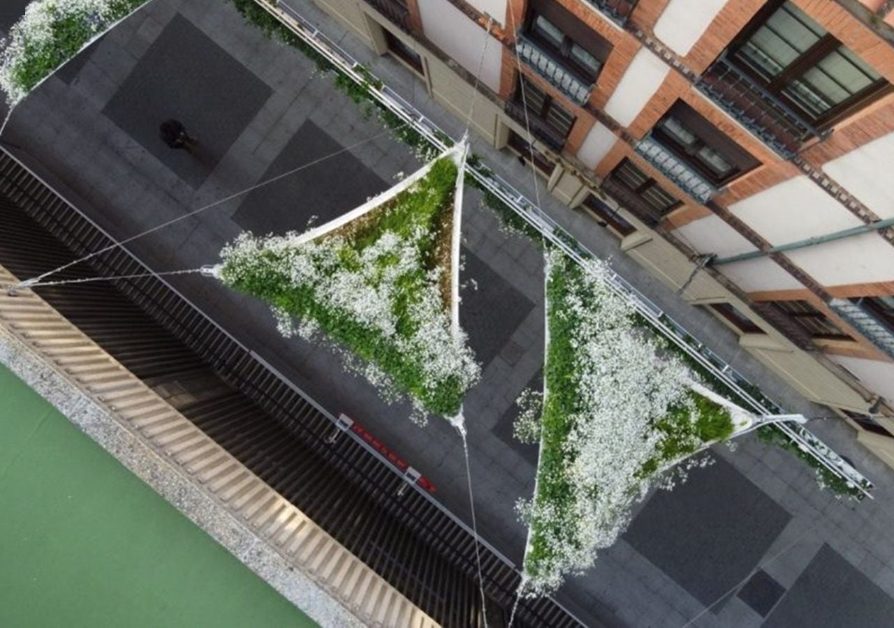 Green awnings developed to mitigate global warming in cities that ...