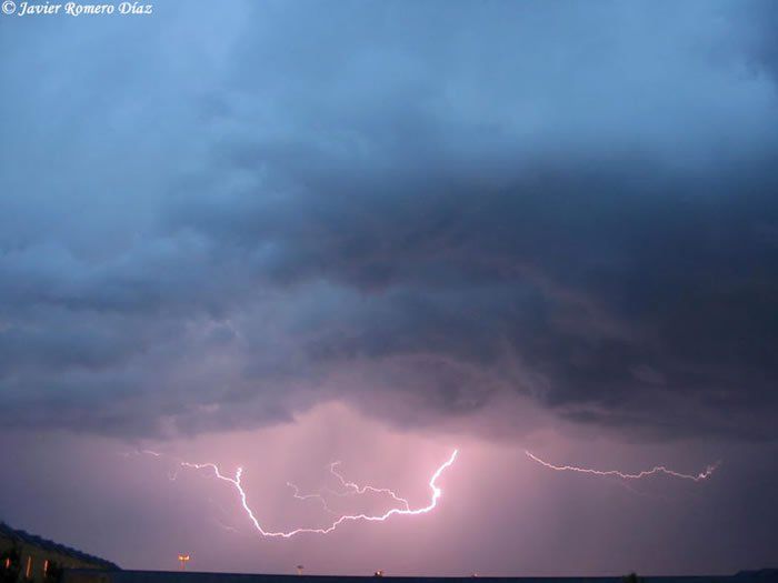 Tormentas impresionantes desde Jerez y Sevilla