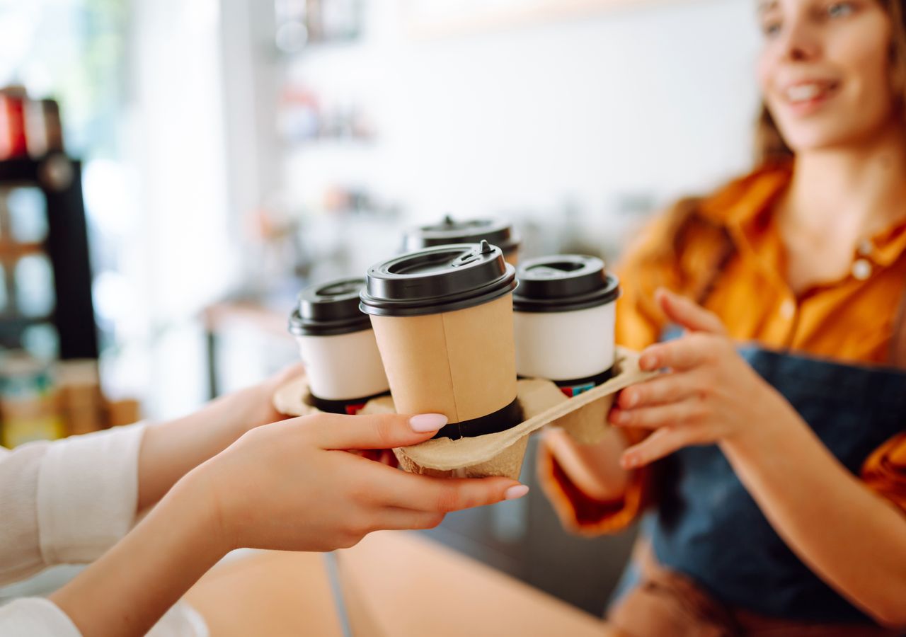 Tus vasos de café desechables podrían estar liberando miles de ...