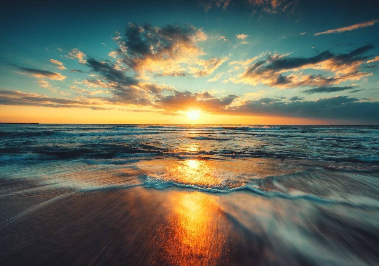 UK Weather: Changing conditions this weekend with sunshine, showers ...