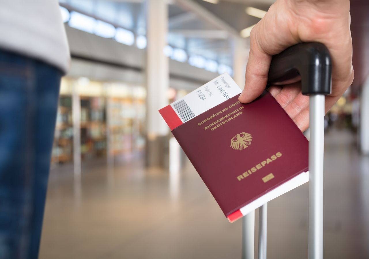 Wie mächtig ist der deutsche Reisepass 2025 wirklich? Die Ergebnisse ...
